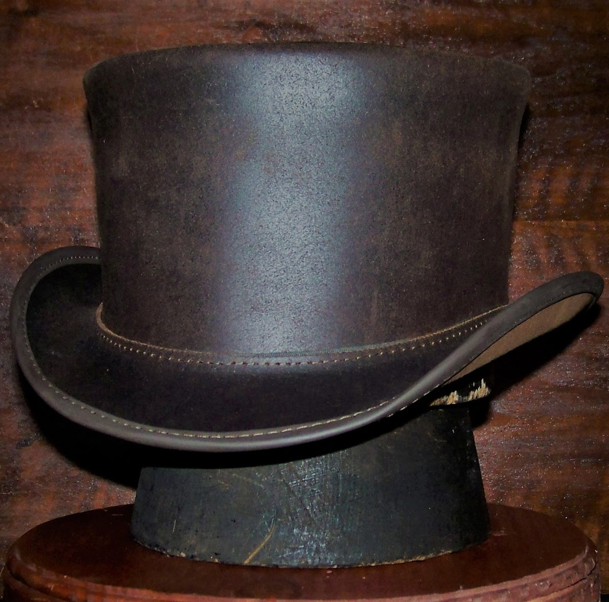 The El Dorado Un-banded Leather Top Hat – Somewhat Vintage Hats